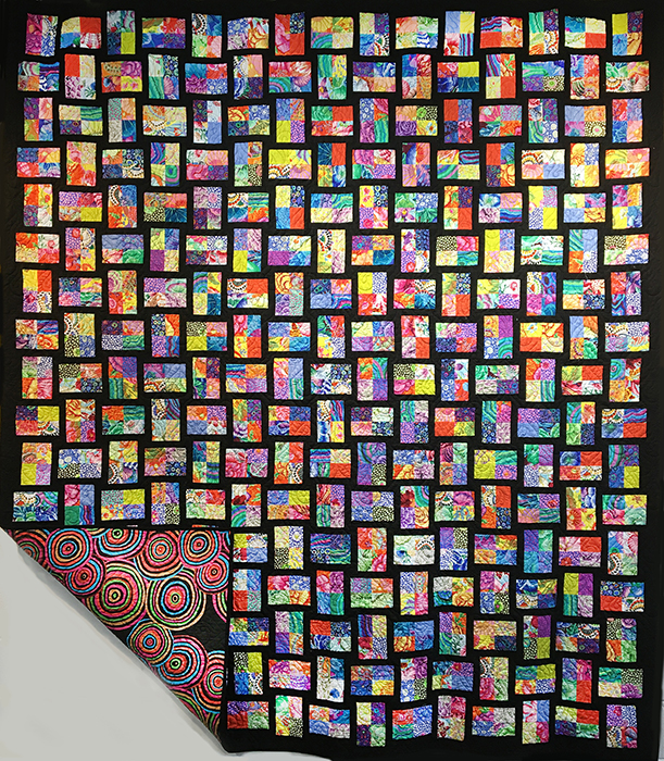 RAFFLE QUILT - Bowen Center for the Arts